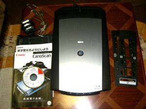 キャノンスキャナー CanoScan 8000F フィルムガイド付(フラットベッドスキャナ)｜売買されたオークション情報、yahooの商品情報 ...