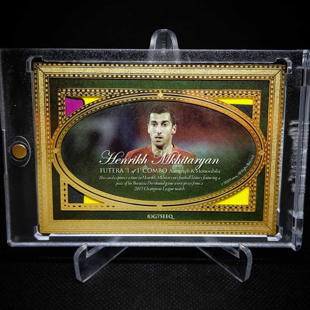 2020 FUTERA UNIQUE WORLD FOOTBALL SOCCER 1of1 Combo autograph and ...