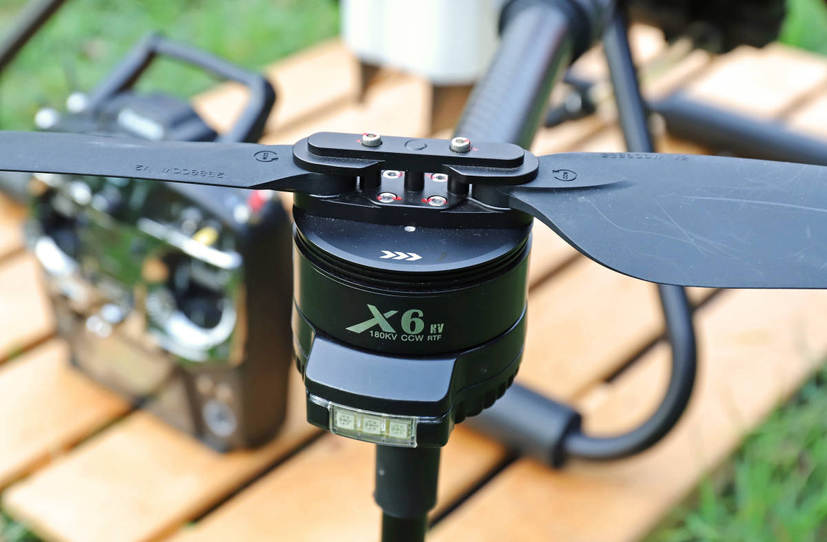 農薬散布ドローン EFT SD－G06 飛行テスト調整済み 6L 飛行回数少ない(ドローン本体)｜売買されたオークション情報、yahooの商品情報をアーカイブ公開 - オークファン ...