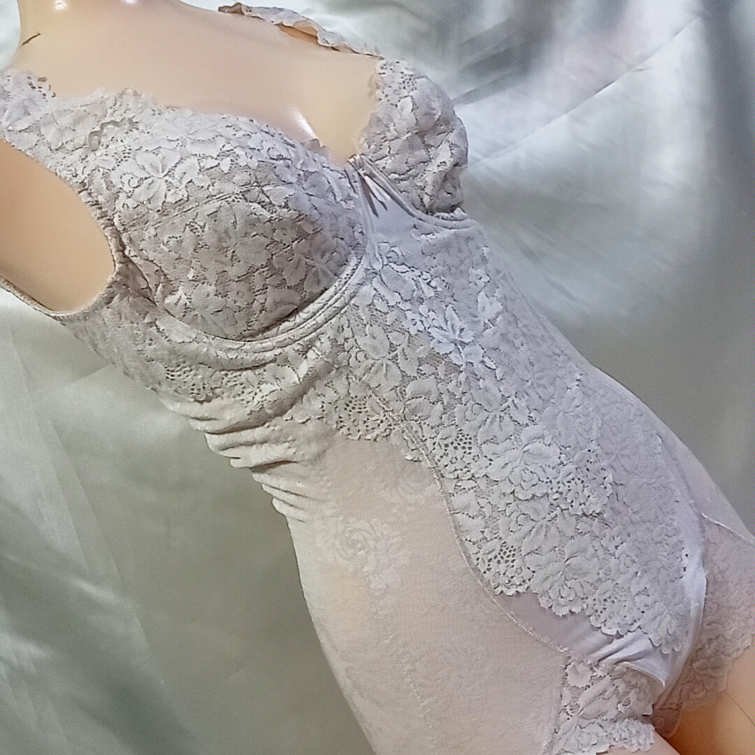 B718 ディノスセシール ボディスーツ補正下着 D75M(Dカップ)｜売買されたオークション情報、yahooの商品情報をアーカイブ公開 - オークファン（aucfan.com）