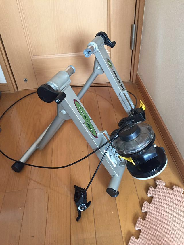 MINOURA ミノウラ RDA 固定ローラー リムタイプ サイクルトレーナー MAG ローラー台(トレーニング機器)｜売買されたオークション ...
