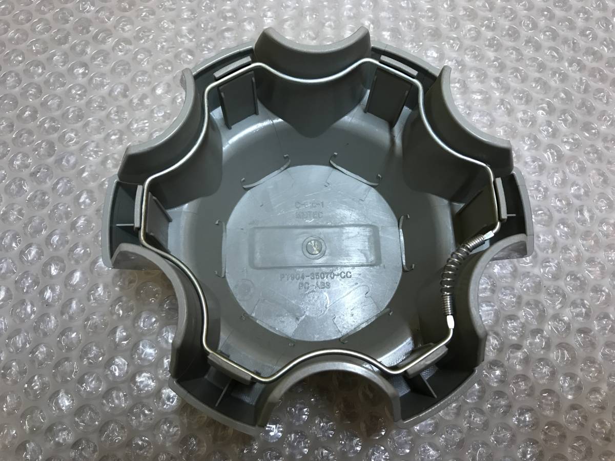 新古品 TRD アルミ ホイール 16インチ 用 センターキャップ PT904-35070 FJクルーザー ハイラックス タコマ ランクル ...