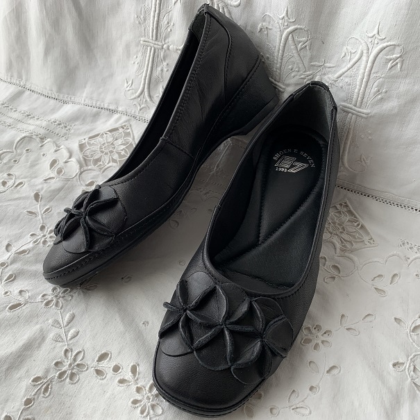 シューズE7 SHOES E SEVEN 本革 レザーパンプス やわらかシューズ 黒ブラック23，5cm(ブラック系)｜売買されたオークション ...