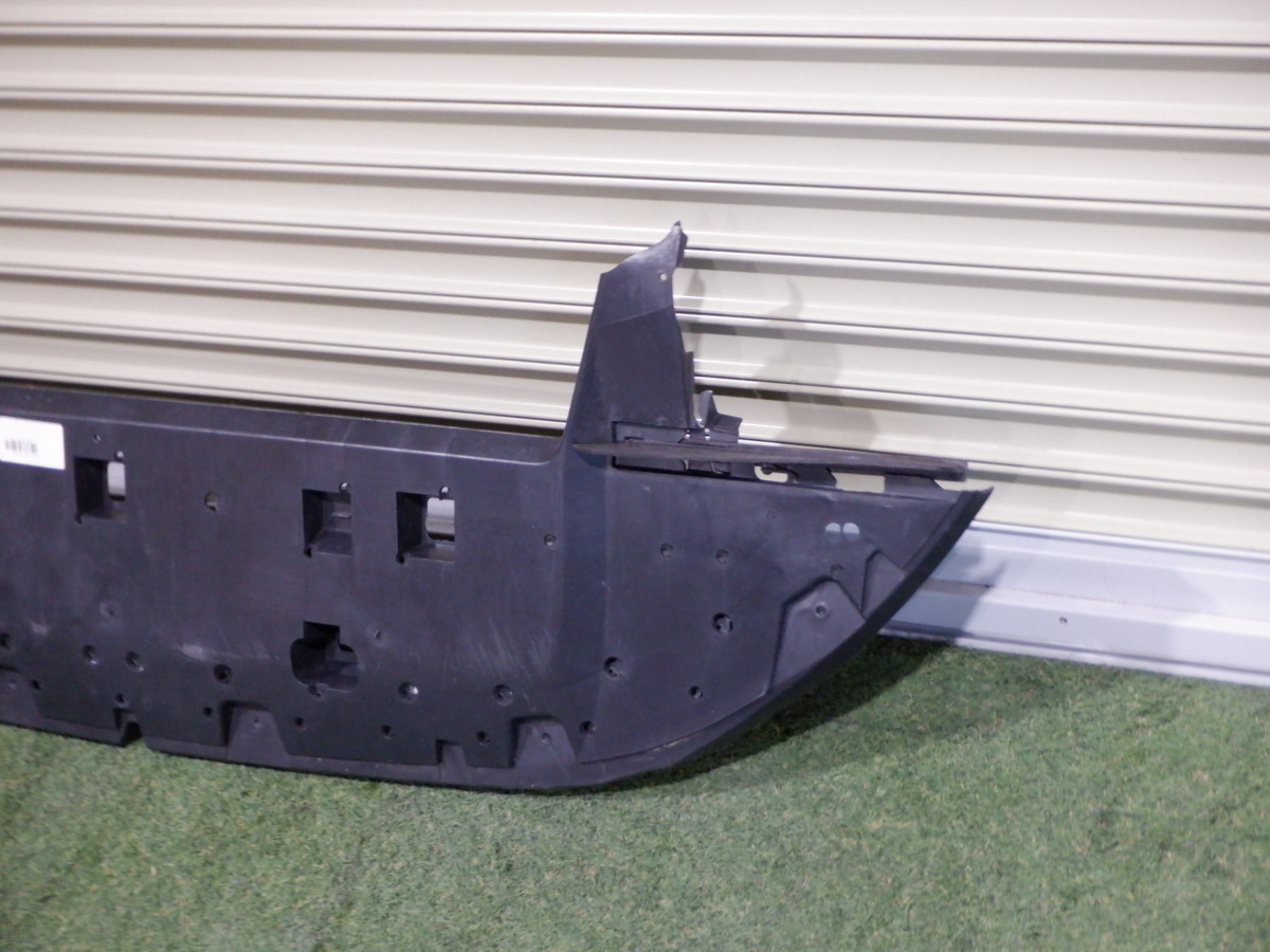 プジョー純正 プジョー 308 GT T9YH01 T9WH01 T9系 後期 フロントバンパー 用 下部分 アンダーカバー アンダーパネル ...