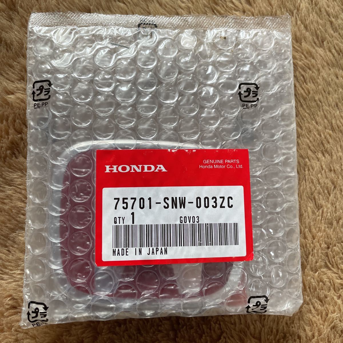 ホンダ純正部品 エンブレム リヤー 75701-SNW-003ZC サイズ 77mm × 92mm 定価5 126円 税込(ホンダ、アキュラ ...