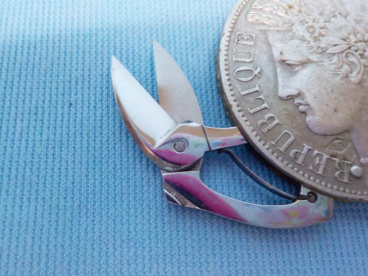 ELOI製 エロア 銀貨 シルバーコイン ナイフ ハサミ セレス女神 フランス 1870(その他)｜売買されたオークション情報、yahooの商品情報をアーカイブ公開 - オークファン ...