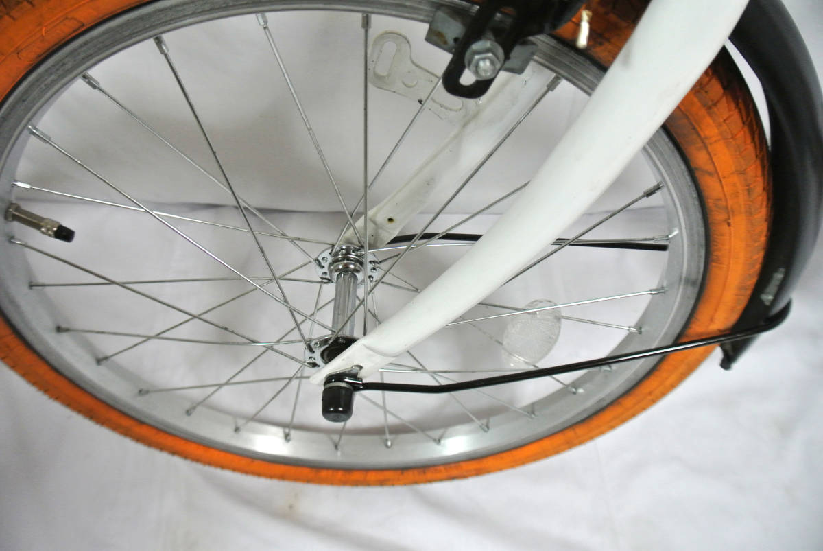 6-026 1円 GRAPHIS GR-209 折り畳み 6速 20インチ 白色 自転車(20インチ～)｜売買されたオークション情報、yahooの商品情報をアーカイブ公開 - オークファン ...