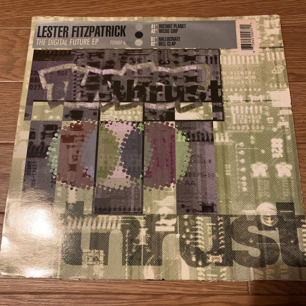 Lester Fitzpatrick - The Digital Future EP - Thrust TST007-6(テクノ)｜売買された ...