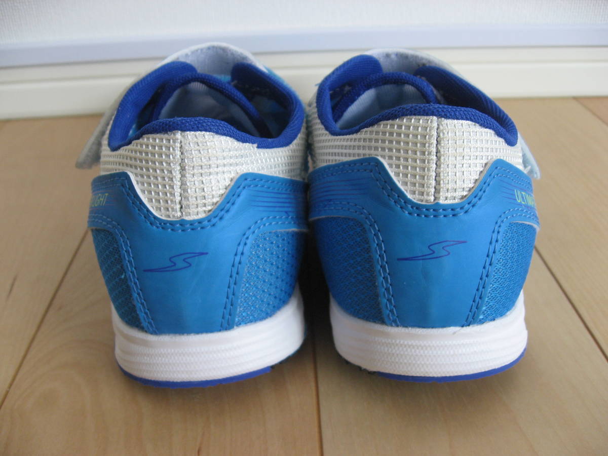 moonstar／月星 SUPERSTARスーパースターULTIMATORLIGHTアルティメイター／22.5EE／男の子スニーカー軽量(22cm～)｜売買されたオークション情報、yahooの ...