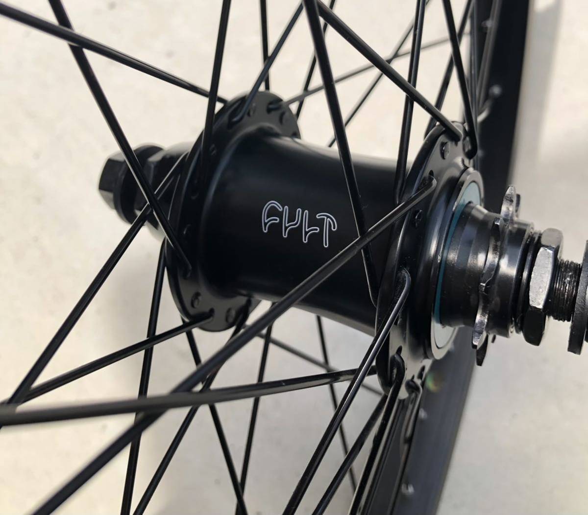 CULT MATCH FREE COASTER HUB フリーコースター 右ドライブ 完組ホイール(BMX)｜売買されたオークション情報 ...