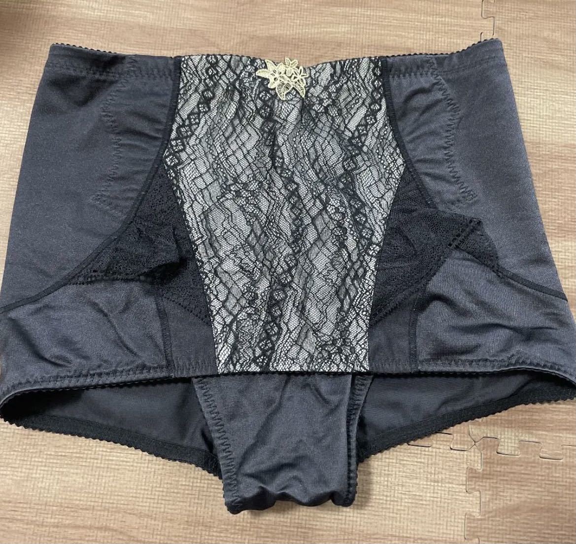 マルコサラヴィール ショートガードル Q-82(XLサイズ以上)｜売買されたオークション情報、yahooの商品情報をアーカイブ公開 - オークファン（aucfan.com）