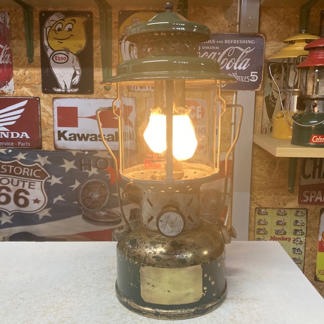 激シブ 燃焼良好 軍仕様 ミリタリー 1946年 コールマン Coleman 220C ランタン(ホワイトガソリンランタン)｜売買された ...