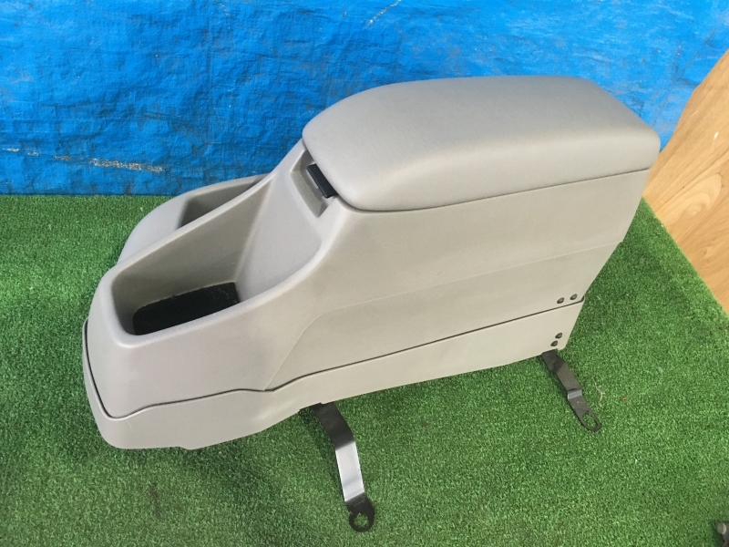 ACR30/ACR40/MCR30/MCR40 エスティマ 前期 コンソールボックス(トヨタ用)｜売買されたオークション情報、yahooの商品 ...