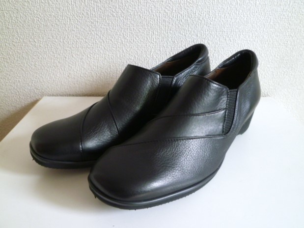 ウォーキングシューズ ウエッジソール サイドゴア 軽量 婦人靴 ミセス 牛革 ブラック 日本製 23.5cm EEE(ウォーキングシューズ)｜売買されたオークション情報、yahooの商品情報を ...