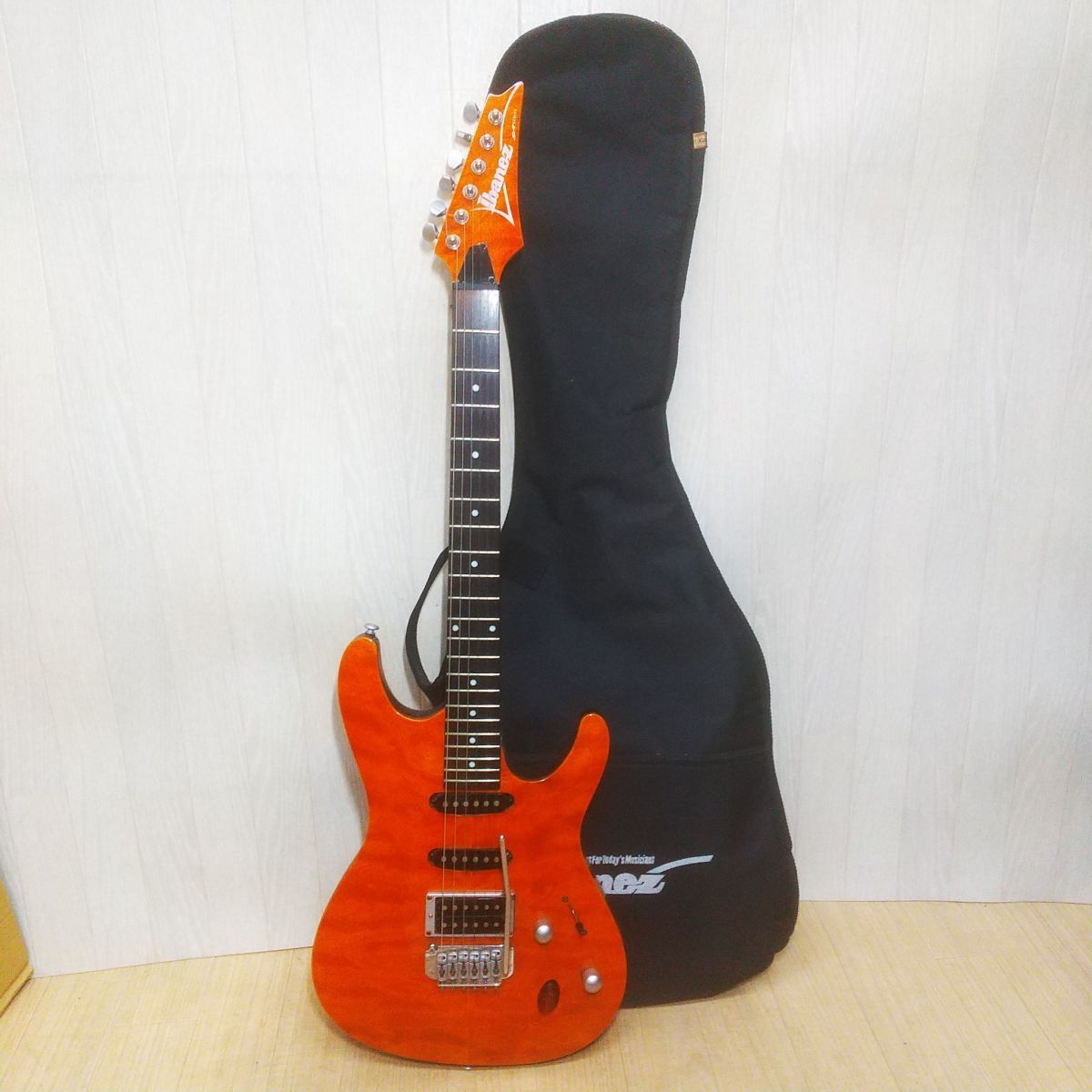 M628-U31-42 Ibanez アイバニーズ SA SERIES エレキギター シリアルNo.W930126 ソフトケース付き 音出し確認済み ⑥(アイバニーズ)｜売買されたオークション ...