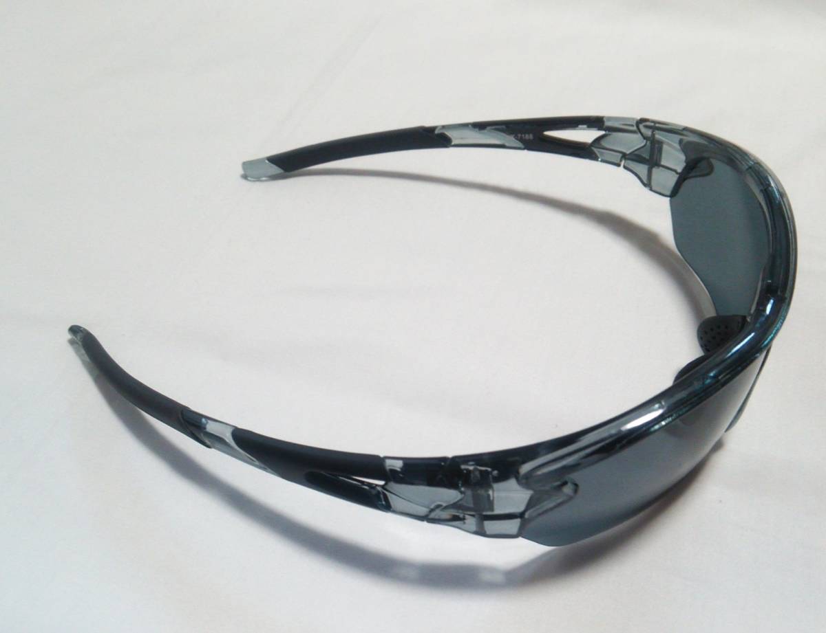 使用数回 bea cool 偏光レンズ UVカット スポーツサングラス メガネ ゴルフ 釣り ランニング ジョギング メンズ 黒(男性用)｜売買されたオークション情報、yahooの商品情報を ...