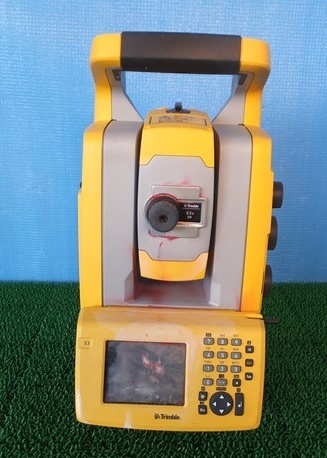 223 Trimble BOX 64 SE-18211 type trimble S3 5" DR(測量、角度計)｜売買されたオークション情報、yahooの商品情報をアーカイブ公開 ...