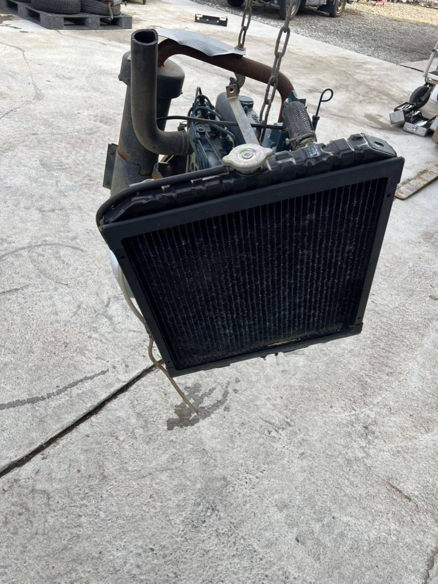 新潟発 クボタ KUBOTA V1405 コンバイン ディーゼルエンジン セル付き 4気筒 軽油 エンジン ラジエター付き 実働品(発動機 ...