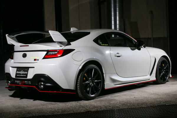 トヨタ ZN8 GR86 ZD8 BRZ リザルトジャパン リア ウイング トランクスポイラー 定価80000円(リア)｜売買された ...