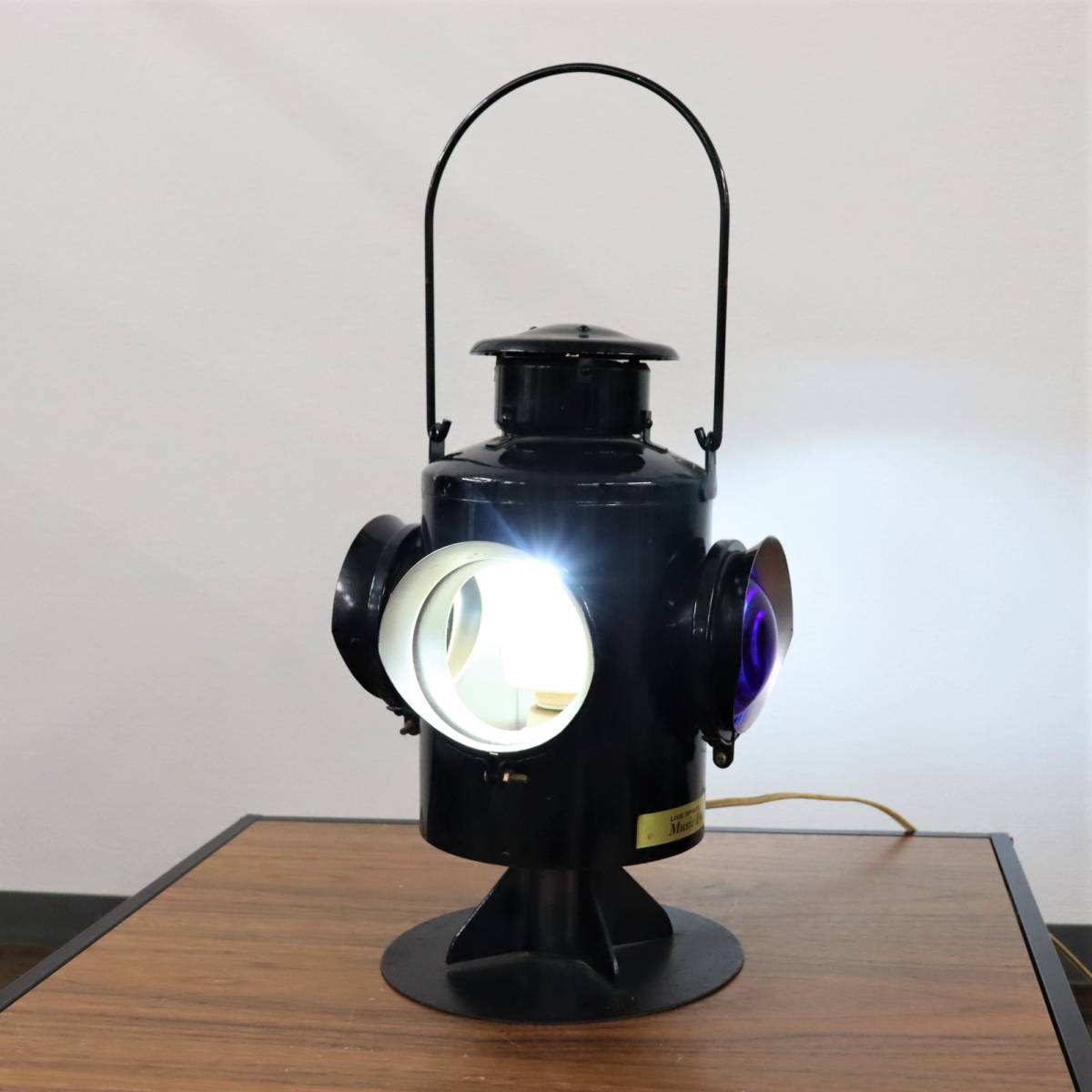 点灯OK 渡邊燈器株式会社 転轍標識灯 平成13年9月製造 鉄道/国鉄/放出品 合図灯/信号灯/転てつ器 照明/ライト 現状品 U246(その ...