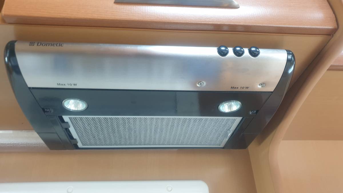 Dometic ドメチック CK-155 キャンピングカー レンジフード 12v キャブコン コルドバンクス 作動品(その他)｜売買されたオークション情報、yahooの商品情報をアーカイブ公開 ...
