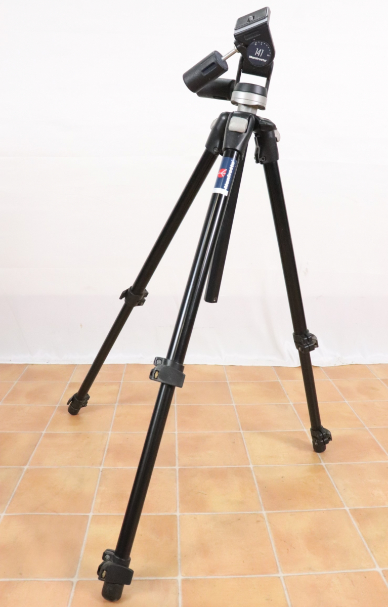 Manfrotto 90CLB マンフロット カメラ 三脚 190CLB/LC19 雲台 141 光学機器 010JYEO69(三脚)｜売買されたオークション情報、yahooの商品情報を ...