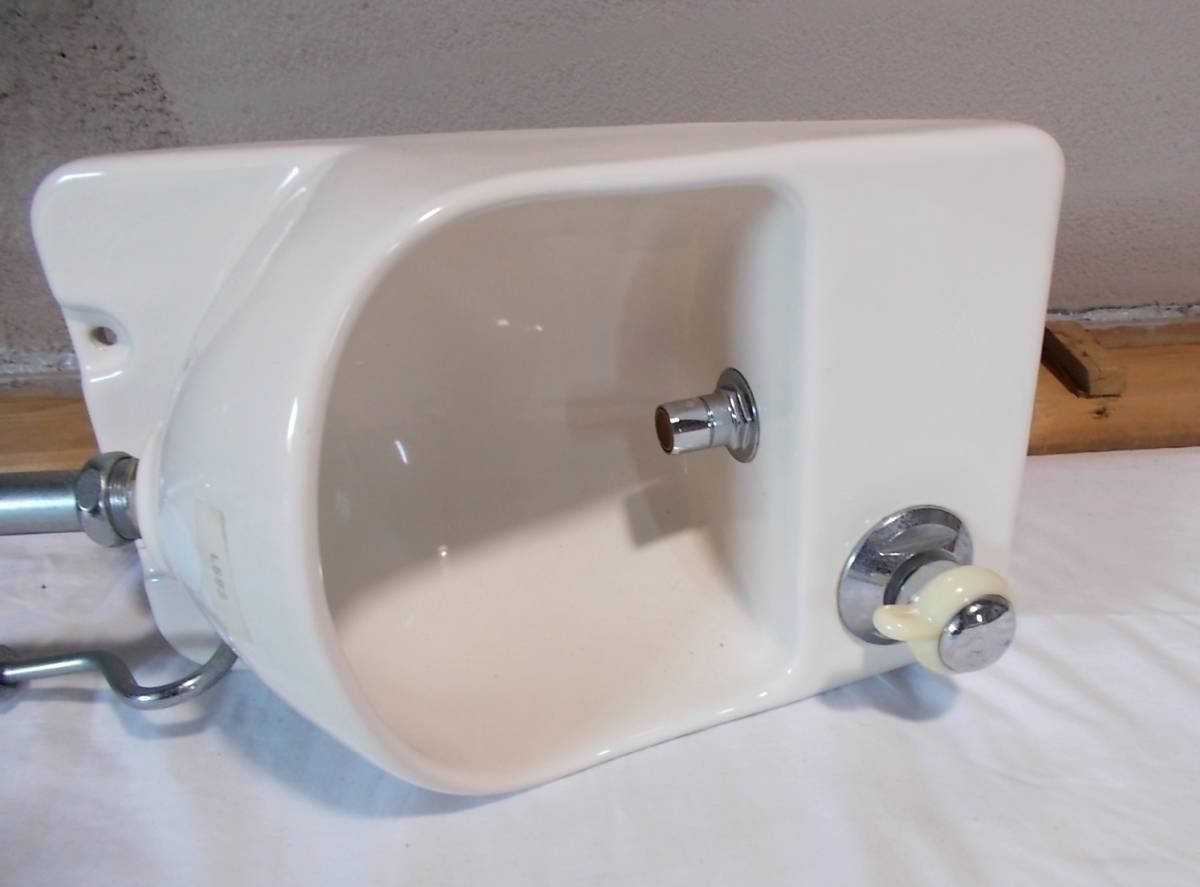 薄型 壁掛 洗面器/壁付 埋込 手洗器 TOTO L593 配管類付き 縦長卵型/アイボリー ホワイト系 手洗い鉢/洗面ボウル 廃番(手洗器 ...