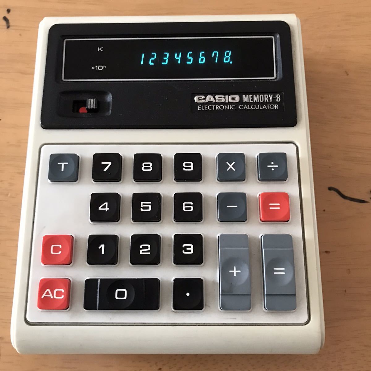 昭和レトロ電卓 CASIOの値段と価格推移は？｜101件の売買データから昭和レトロ電卓 CASIOの価値がわかる。販売や買取価格の参考にも。