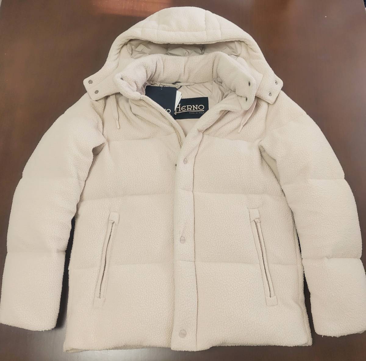 HERNO ヘルノ ボア ダウン ジャケット クリーム系 サイズ 44 イタリア製 ストラスブルゴ(男性用)｜売買されたオークション情報、yahooの商品情報をアーカイブ公開 - オークファン ...