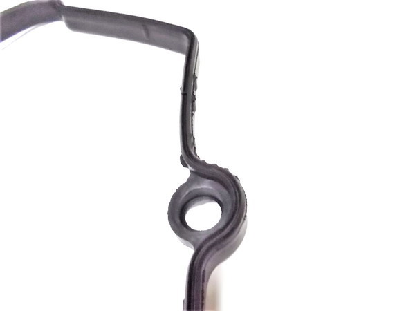 BMW E60 E81 E82 E84 E87 E88 E90 E91 E92 E93 X1 LCI シリンダーヘッドカバーガスケット/カバー/シール/パッキン 11128655413 ...