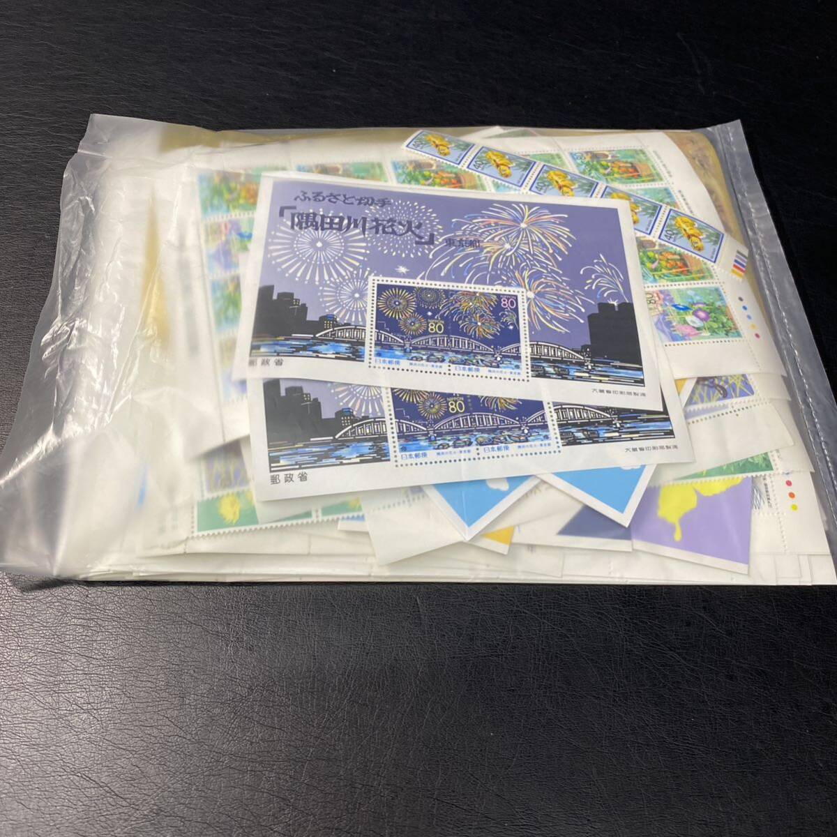 TG9 日本切手 額面116831円 コレクション シート(特殊切手、記念切手)｜売買されたオークション情報、yahooの商品情報をアーカイブ ...