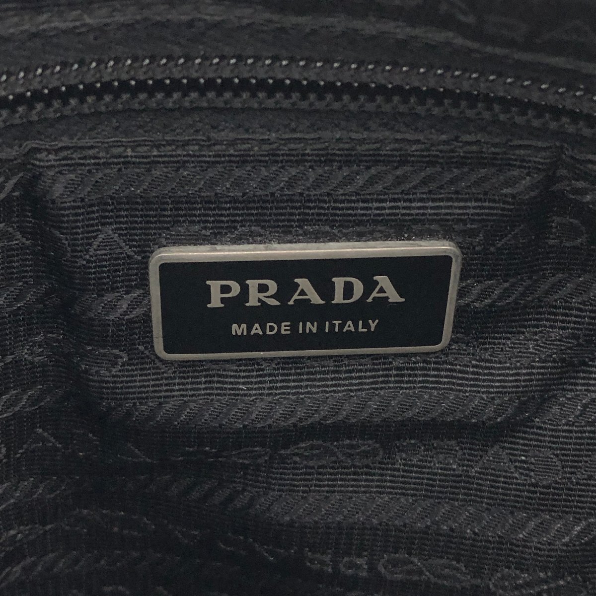 PRADA プラダ ショルダーバッグ ナイロン 165 CEAC3045(ショルダーバッグ)｜売買されたオークション情報、yahooの商品情報 ...