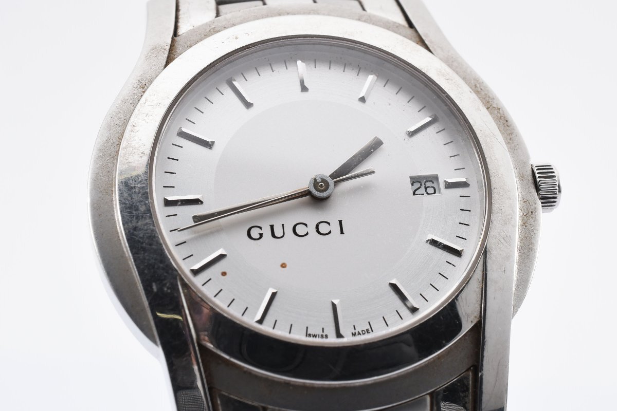 稼働品 グッチ 5500XL デイト ラウンド シルバー クォーツ メンズ 腕時計 GUCCI(女性用)｜売買されたオークション情報、yahooの商品情報をアーカイブ公開 - オークファン ...