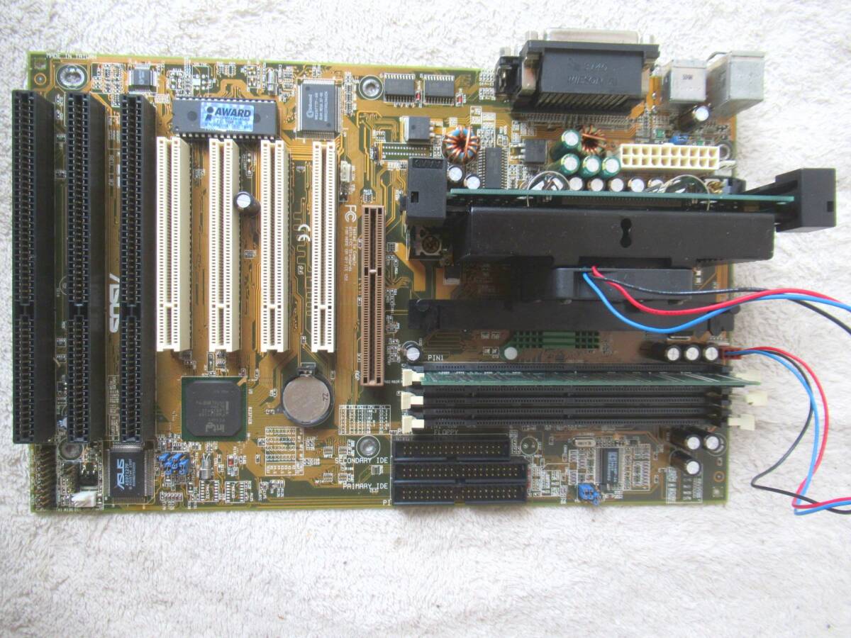 ASUS P2B REV1.02 PentiumⅡ マザーボード +MT8LSDT864AG-10BD2 メモリ +ESS ...