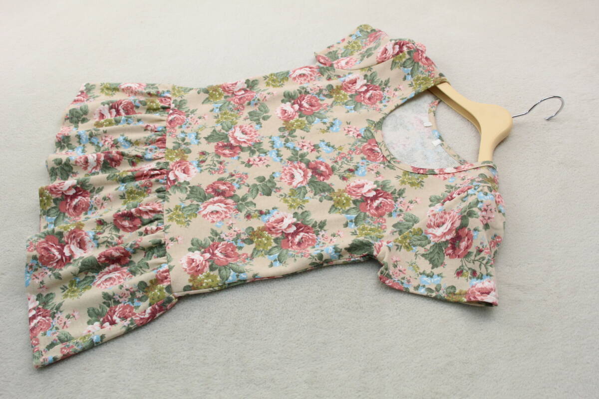 7-924 花柄ペプラムカットソー(Mサイズ)｜売買されたオークション情報、yahooの商品情報をアーカイブ公開 - オークファン（aucfan.com）