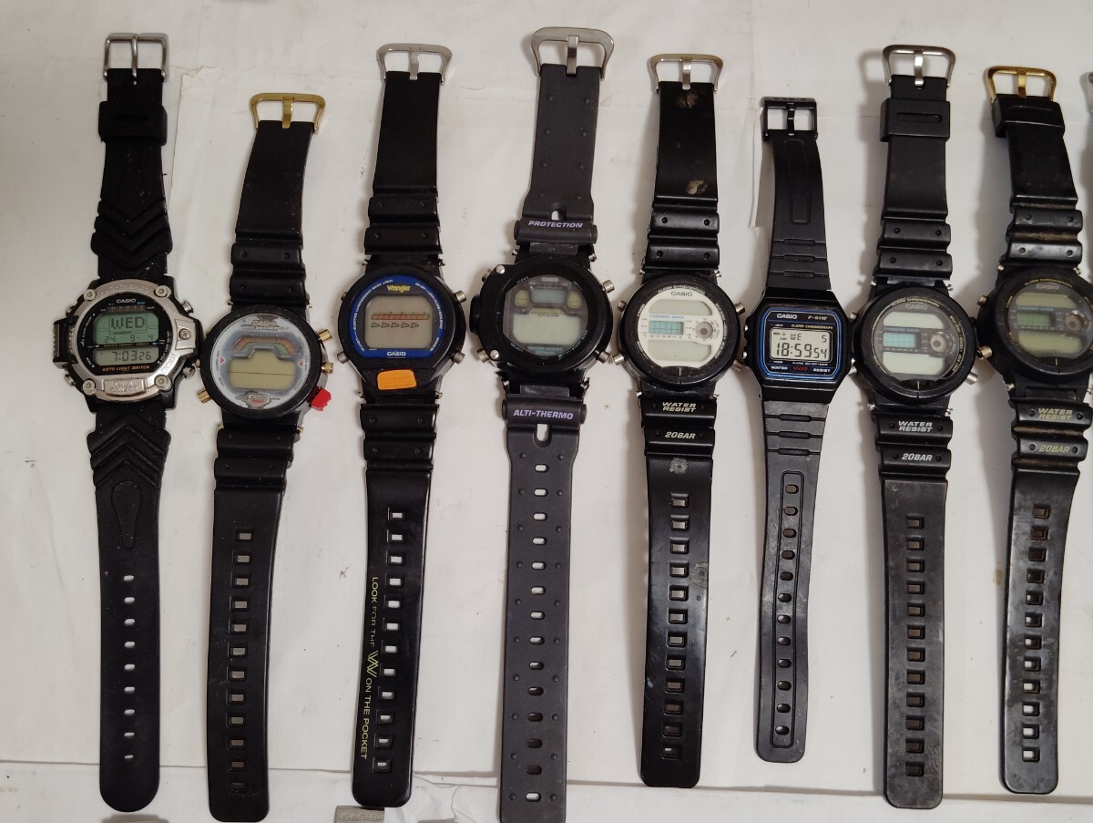 カシオ CASIO G-SHOCK など腕時計60本大量まとめGA-400 GA-110C GW-M850 BGA-116 BGD-560 GA-100B GA-110RG DW-6900 ...