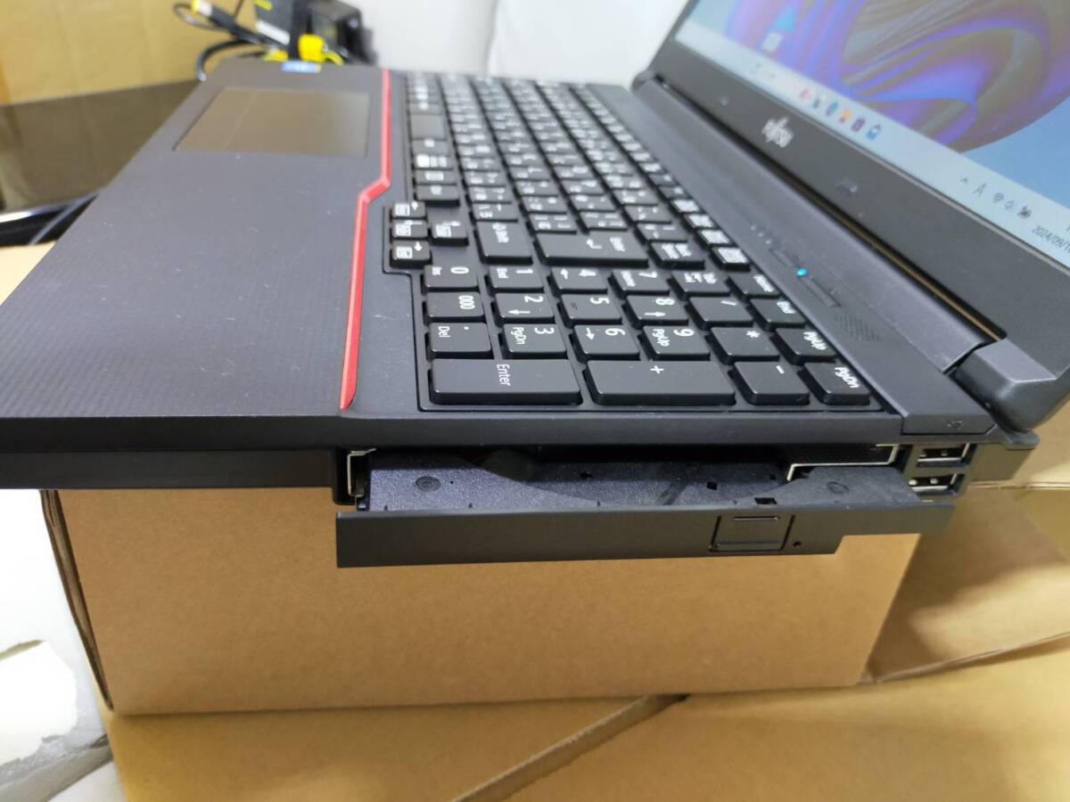 1円スタート NO.376 富士通 LIFEBOOK A574KX Windows11pr 64bit Intel Celeron 2950M CPU@ 2.00GHz /ROM4G ...