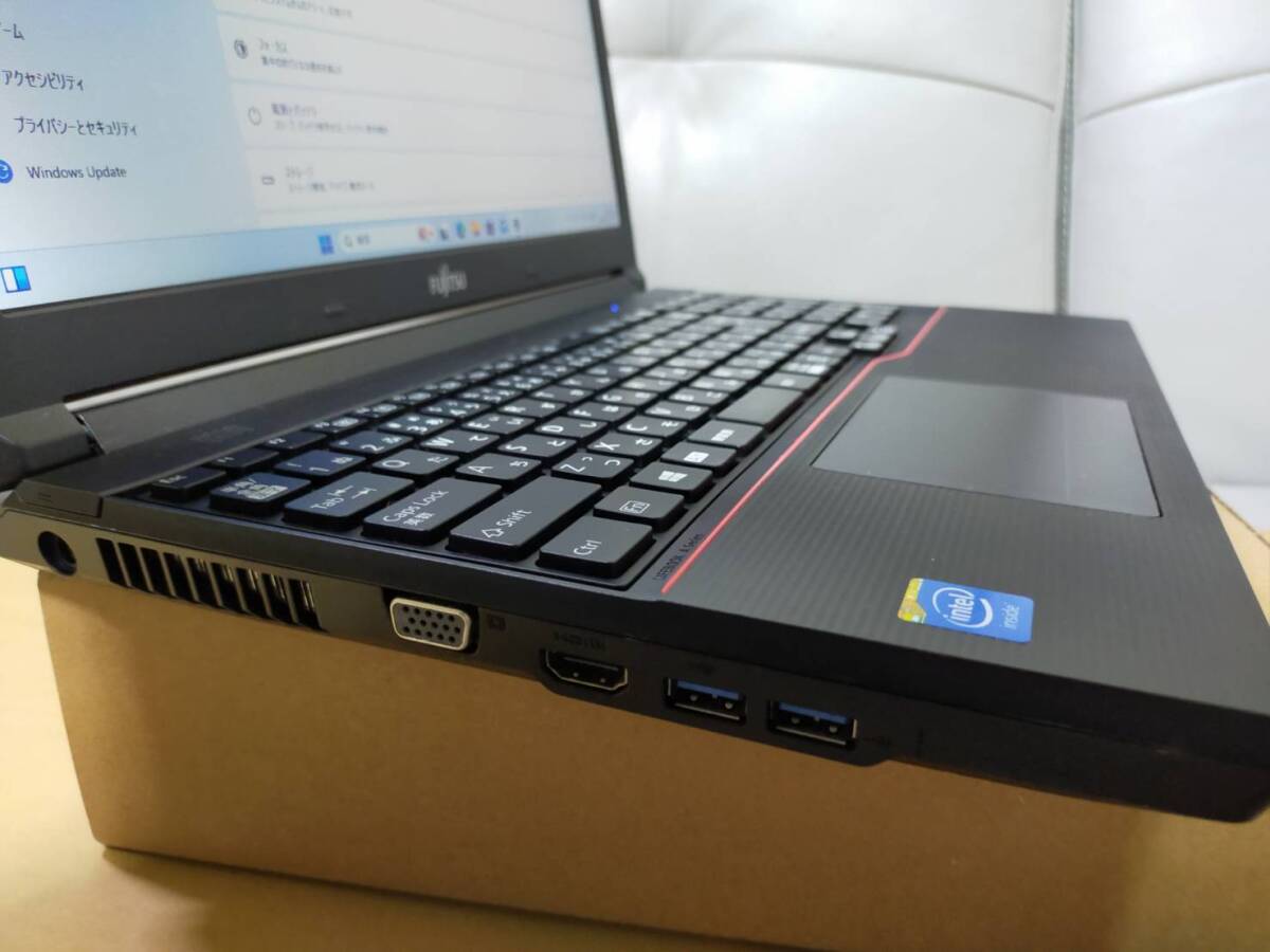 1円スタート NO.376 富士通 LIFEBOOK A574KX Windows11pr 64bit Intel Celeron 2950M CPU@ 2.00GHz /ROM4G ...