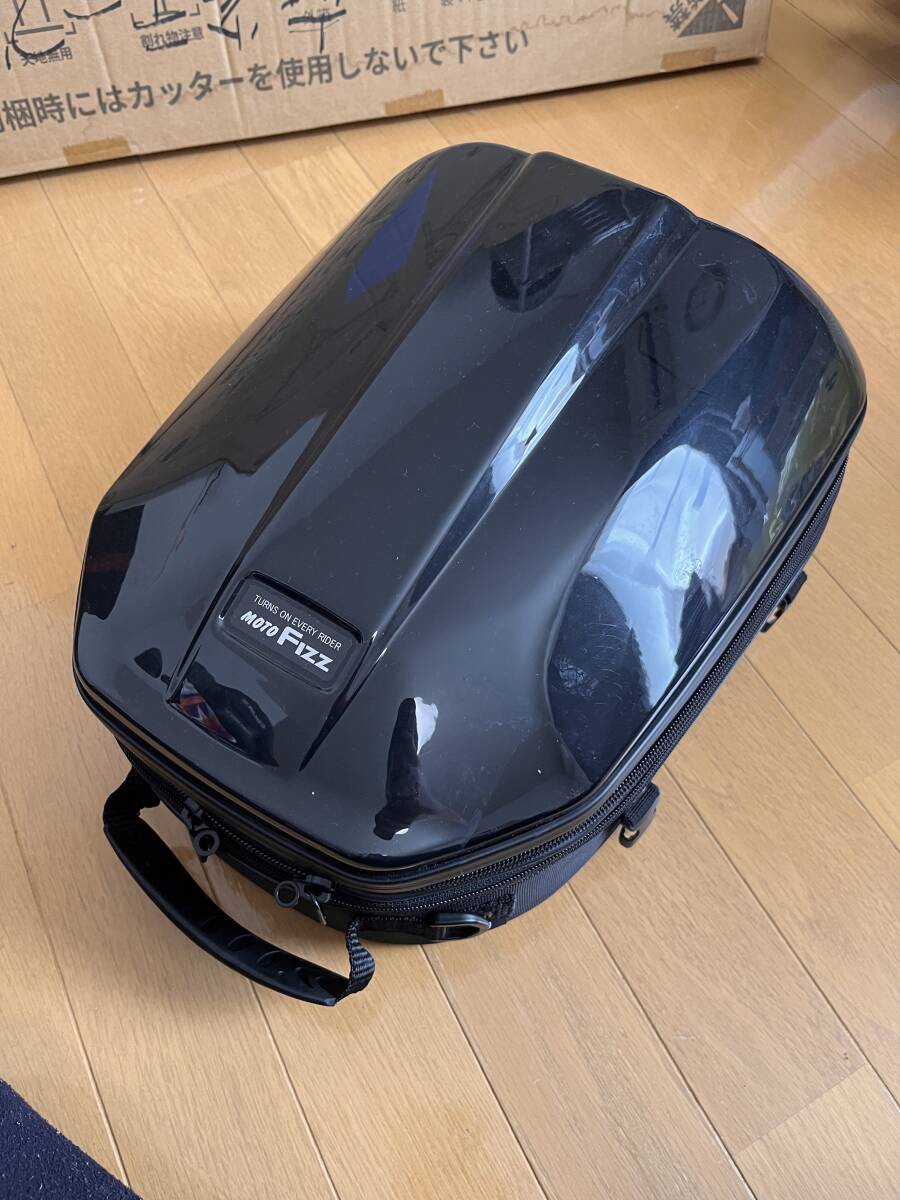 MOTO FIZZ シェルシートバッグGT MFK-240(シートバッグ)｜売買されたオークション情報、yahooの商品情報をアーカイブ公開 - オークファン（aucfan.com）