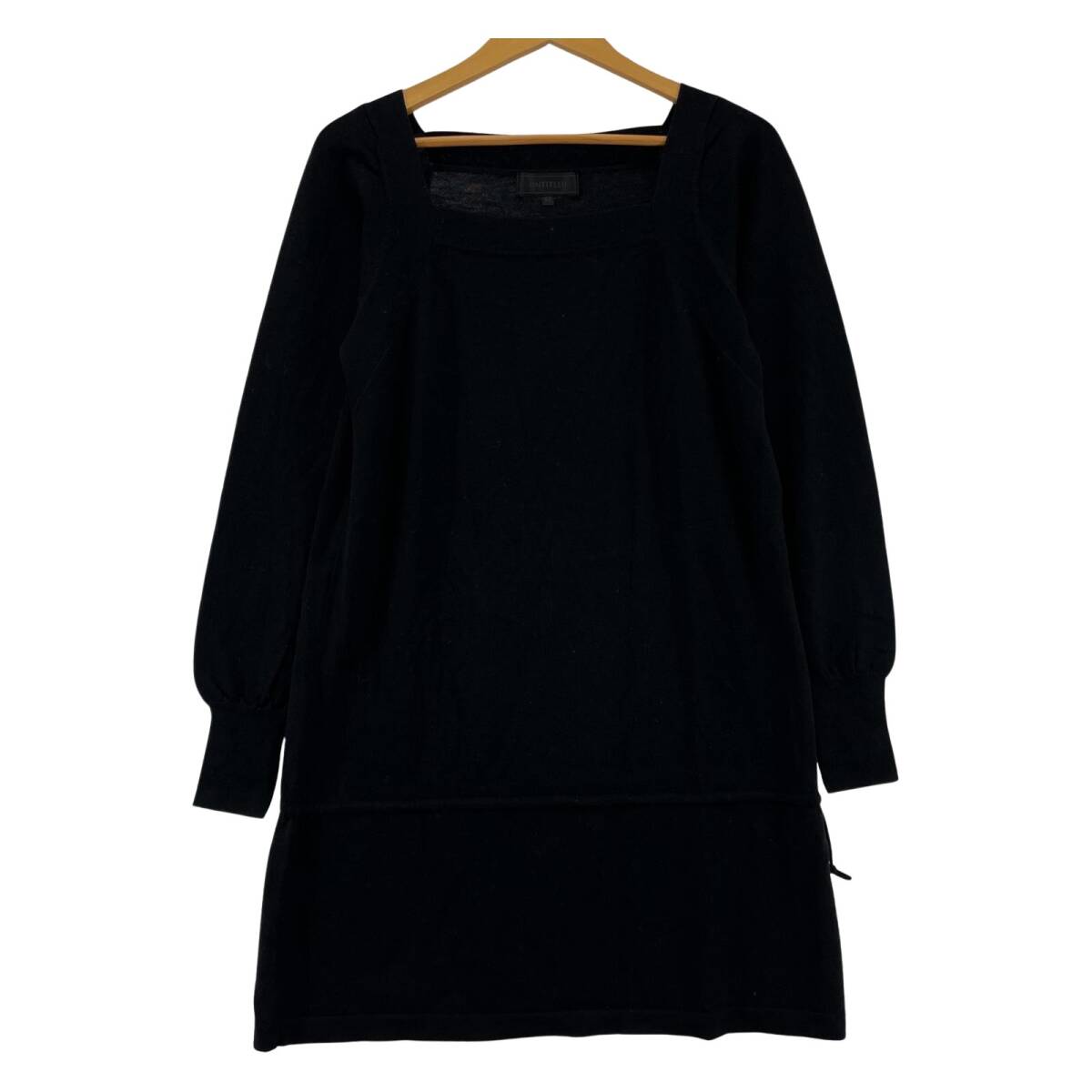 UNTITLED アンタイトル スクエアネック ニット ワンピース size44/ブラック(その他)｜売買されたオークション情報、yahooの商品情報をアーカイブ公開 - オークファン ...