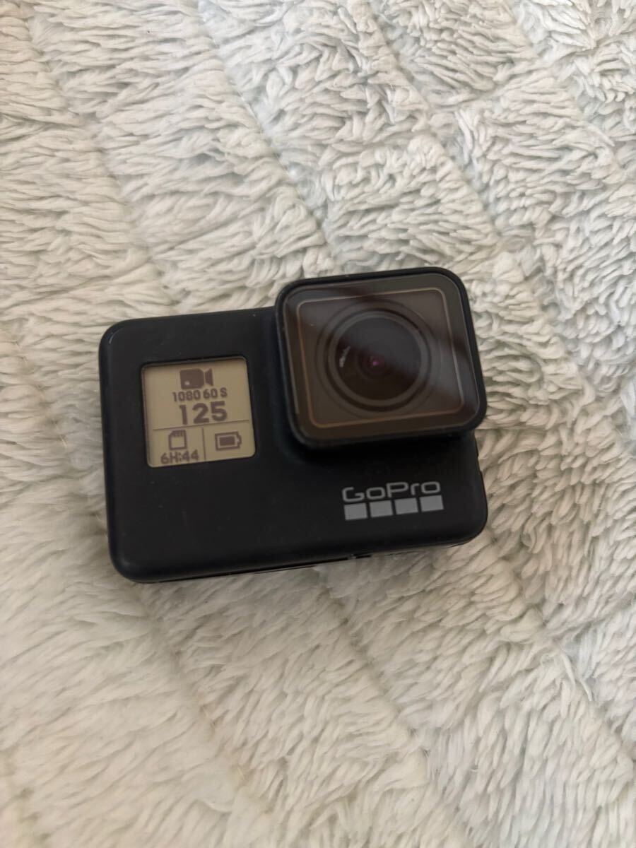 完動品 gopro7 HERO black GoPro ゴープロ アクションカメラ HERO7 BLACK(その他)｜売買されたオークション ...