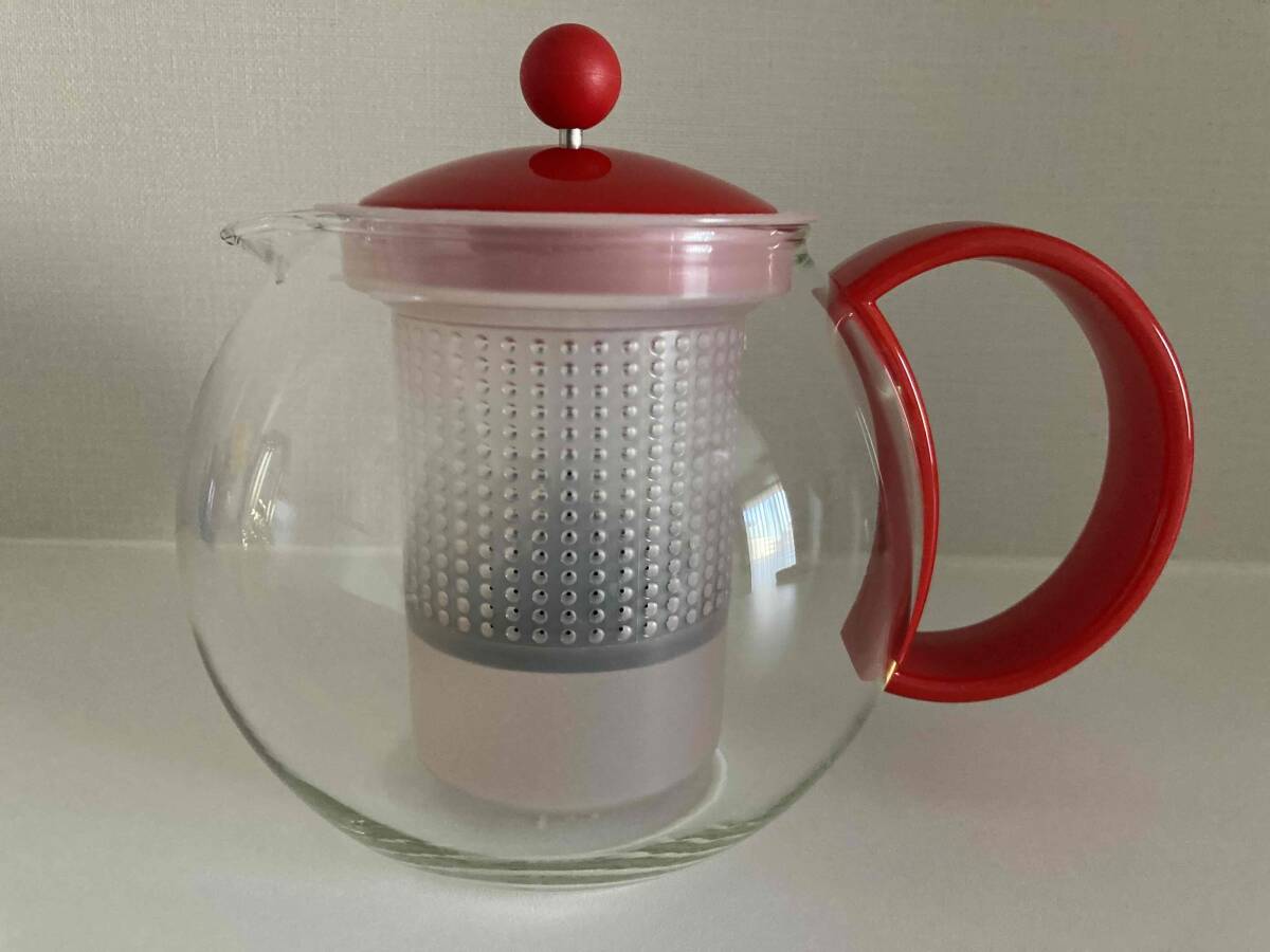 BODUM ボダム ASSAM ティープレス ティーポット 1L レッド(ボダム)｜売買されたオークション情報、yahooの商品情報をアーカイブ公開 - オークファン（aucfan.com）
