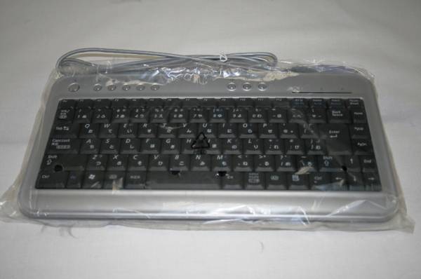 薄型キーボード BTC社の6100C 263(USBキーボード)｜売買されたオークション情報、yahooの商品情報をアーカイブ公開 ...