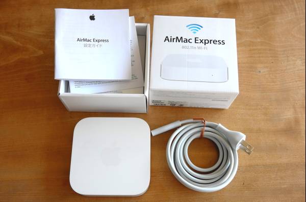 AirMac Express 最新型(Mac用)｜売買されたオークション情報、yahooの商品情報をアーカイブ公開 - オークファン（aucfan.com）