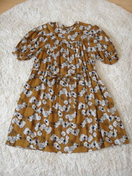 PEU PRES プープレ 羊柄ドロシーブラウンワンピース(ワンピース)｜売買されたオークション情報、yahooの商品情報をアーカイブ公開 - オークファン（aucfan.com）