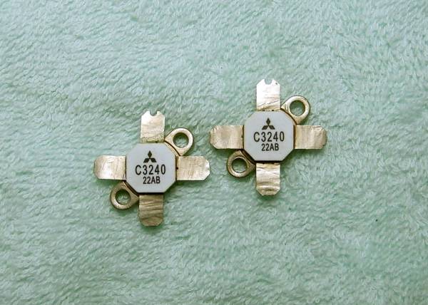 リニア用パワートランジスタ 2SC3240 2個1組(固定)｜売買されたオークション情報、yahooの商品情報をアーカイブ公開 ...