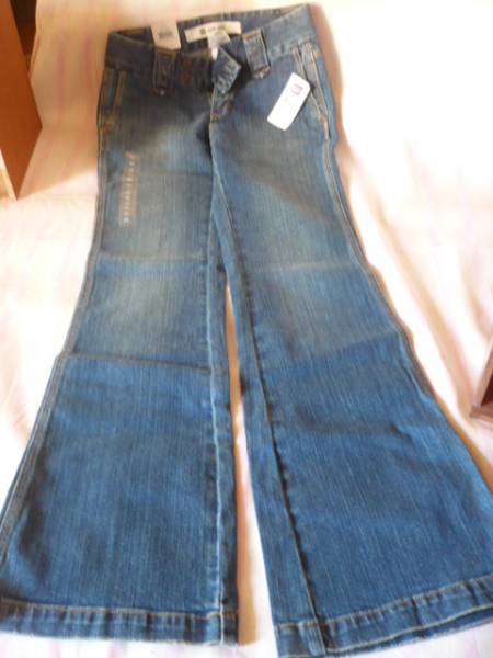 GAP LOW RISE BOOT CUT STORETCH 00(ギャップ)｜売買されたオークション情報、yahooの商品情報をアーカイブ公開 - オークファン（aucfan.com）