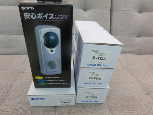 OPTEX 防犯センサー S-RC5＋S-TD5 3台 ＋安心ボイス AL-01V(セキュリティ)｜売買されたオークション情報、yahooの商品情報をアーカイブ公開 - オークファン ...