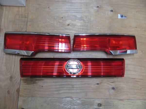 E52 エルグランド 純正リアガーニッシュ(テールライト)｜売買されたオークション情報、yahooの商品情報をアーカイブ公開 - オークファン（aucfan.com）