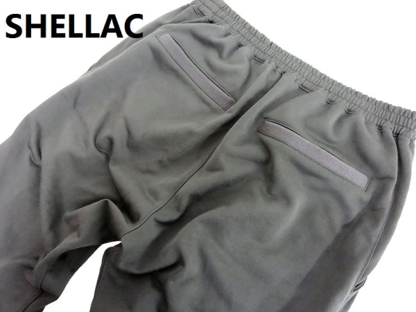 定2.2万 SHELLAC シェラック トラックパンツ チャコール(パンツ)｜売買されたオークション情報、yahooの商品情報をアーカイブ公開 - オークファン（aucfan.com）